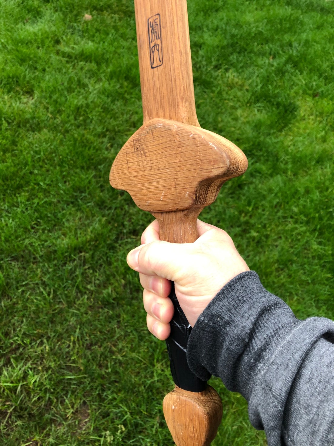 How to grip the sword | The Tai Chi Notebook