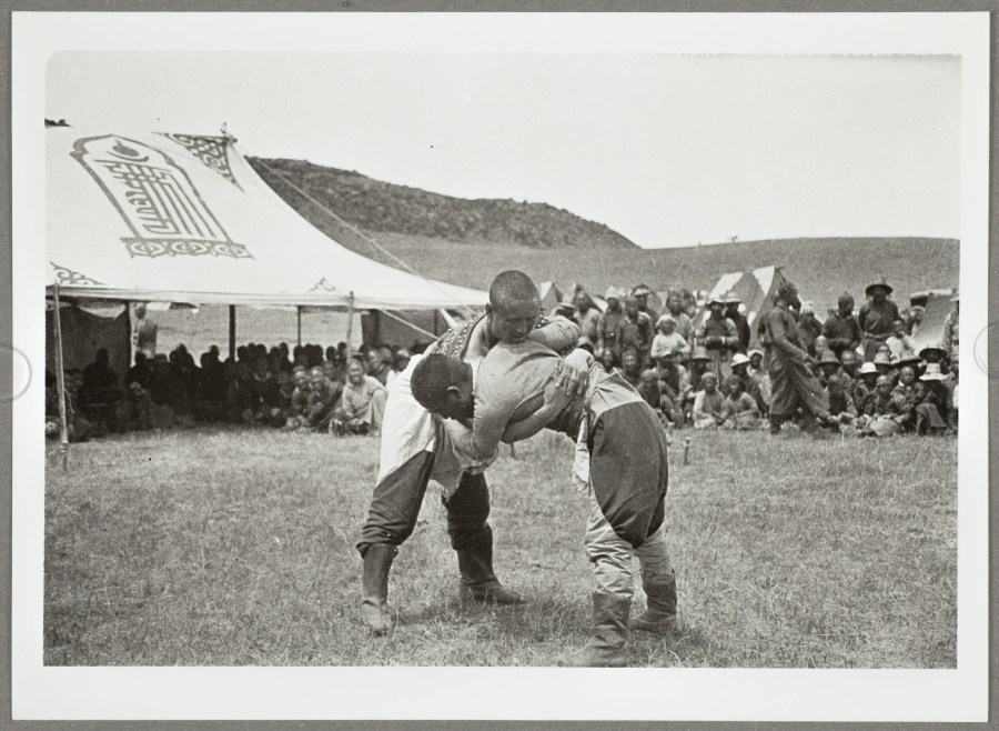 Wrestling pictures from the late Ching Dynasty | The Tai Chi Notebook